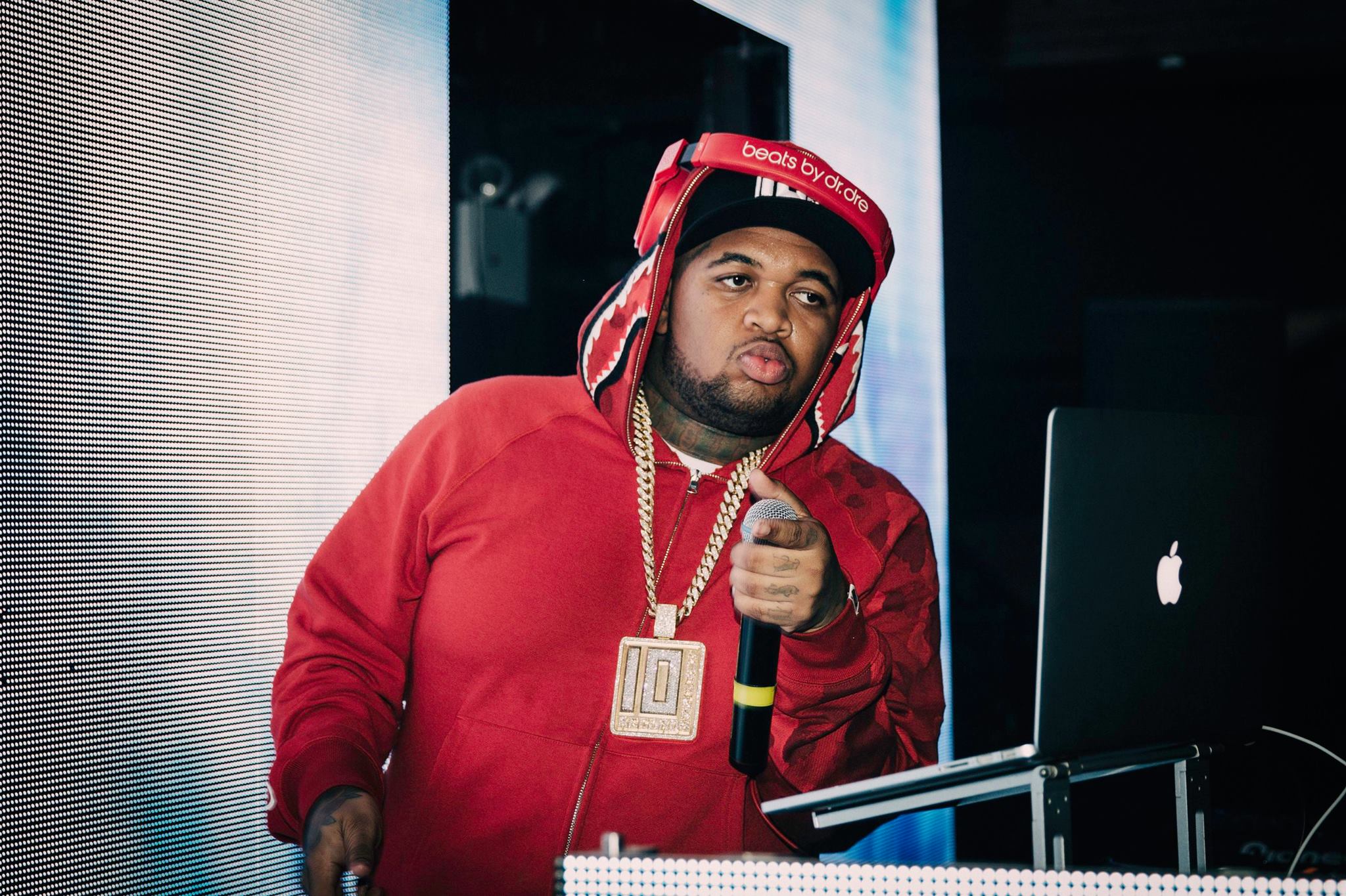 DJ Mustard - "Whole Lotta Lovin" (Feat. Travis Scott)