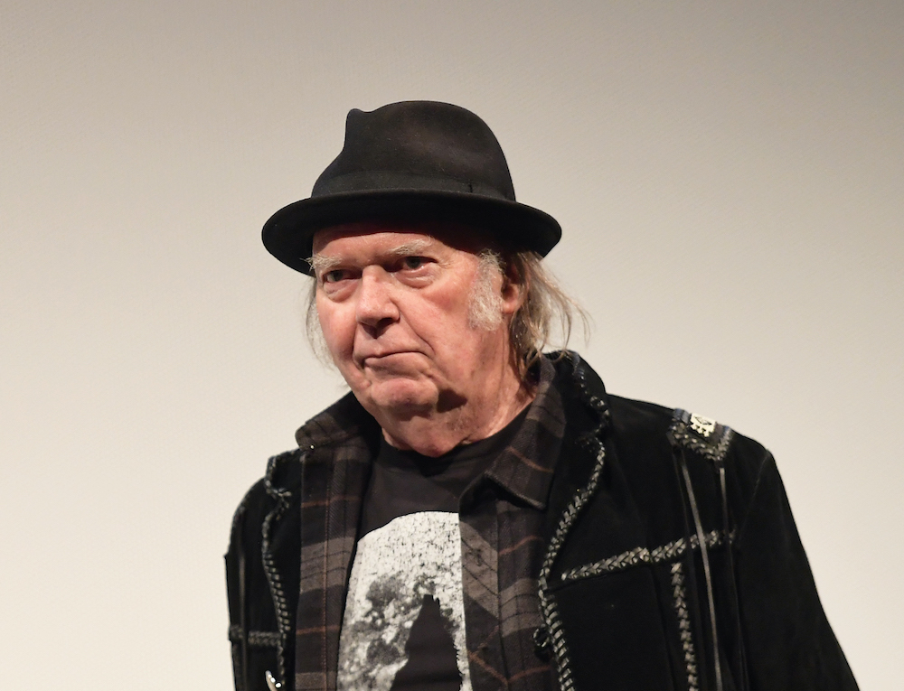 Neil Young Takes A Shot At Beck’s "Old Man" Cover Appearing In An NFL ...