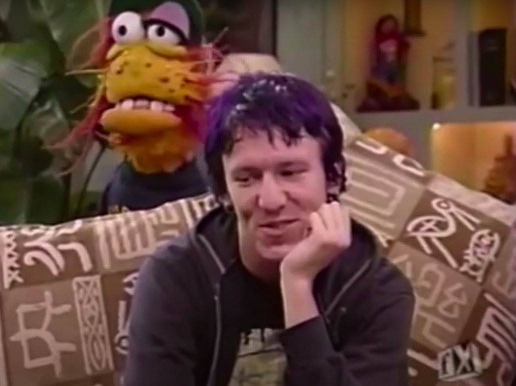 Watch An Unearthed Elliott Smith Appearance On A Goofy 1995 Morning ...