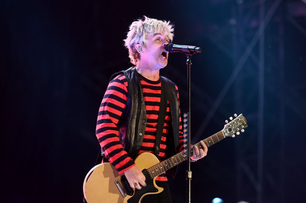 Watch Green Day Debut “The American Dream Is Killing Me” At Vegas Club Show