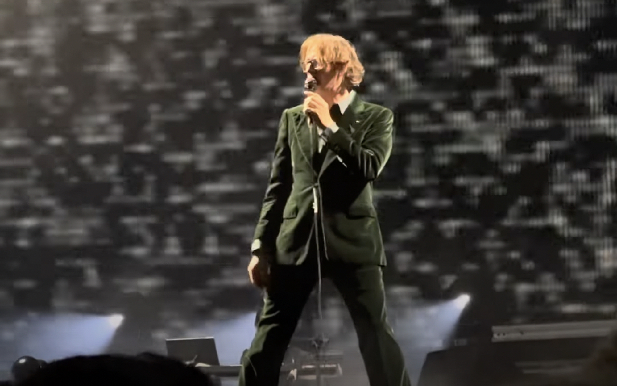 Watch Pulp Debut New Song "Background Noise" At Corona Capital