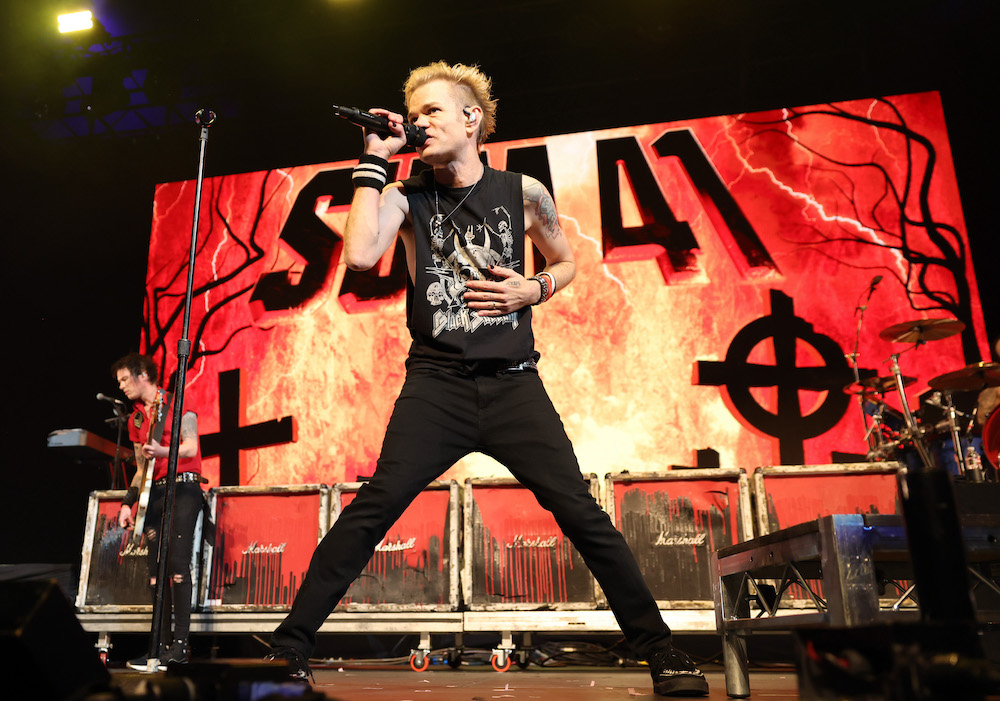 Sum 41 Singer Clarifies He’s Not Joining Linkin Park