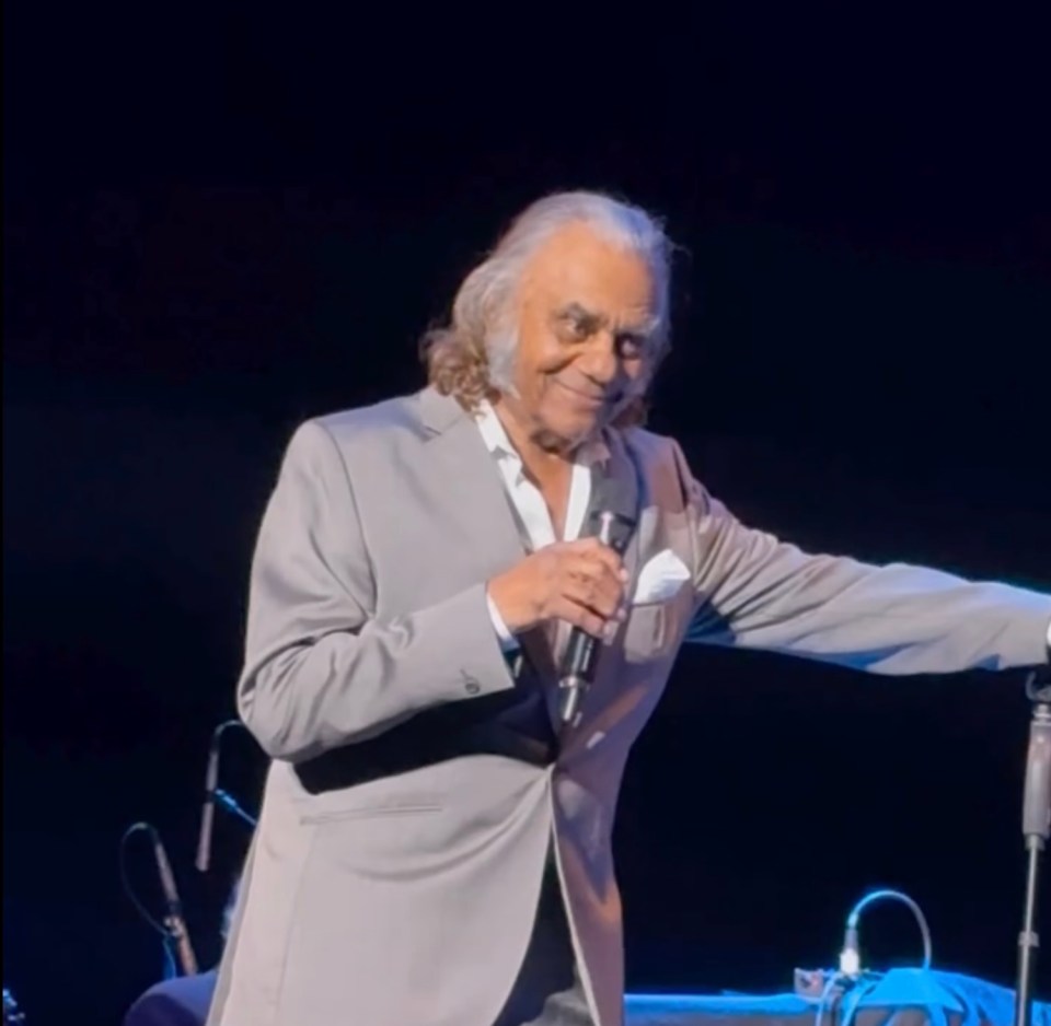 Watch Legendary Crooner Johnny Mathis Perform At His Final Concert