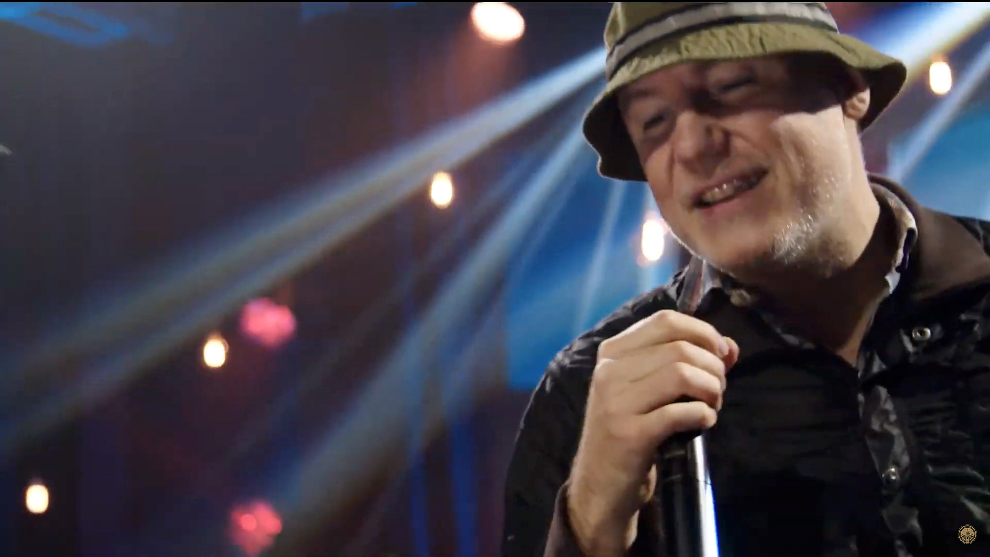New Radicals’ Gregg Alexander Reacts To Geese’s “You Get What You Give ...